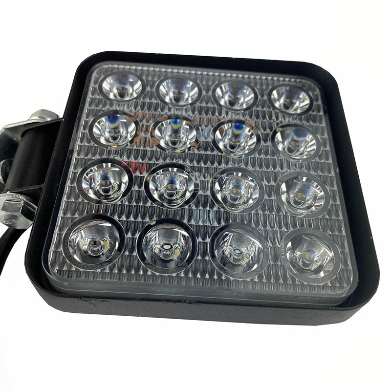 Προβολέας Εργασίας 16 Led Τετράγωνος 110mm X 110mm 48W Flat 10-80V 99089
